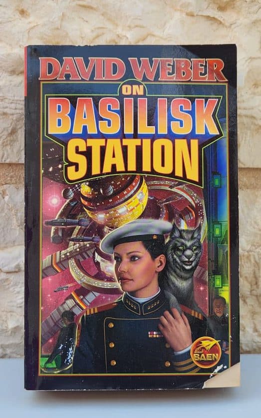 On Basilisk Station (Honor Harrington) - עמותת ספרים ומצילים